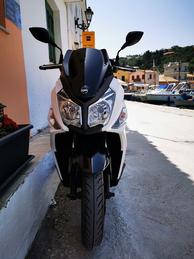 Ενοικιάσεις Μοτοσυκλετών Παξοί | Moto & Rentals Loggos